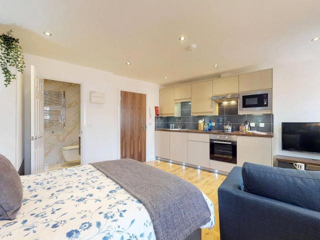 Apartment at Woodhouse Square, Leeds