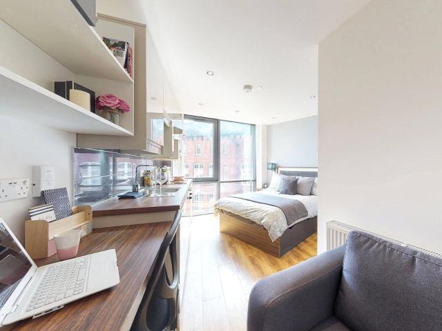 Apartment at Woodhouse Square, Leeds