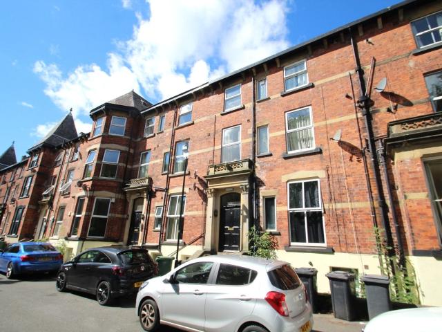Apartment at Woodland Lane, Leeds