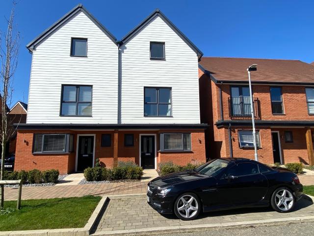 Apartment at Woodland Rise, Ashford