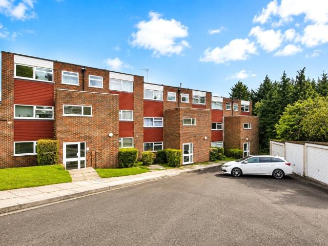 Apartment at Woodlands Court, Woking
