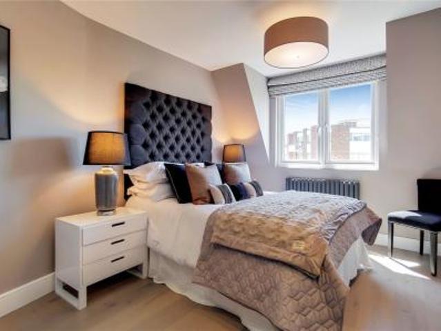 Apartment at Woodlands, Greater London