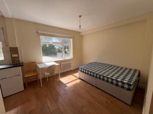 Apartment at Woodstock Avenue, Greater London