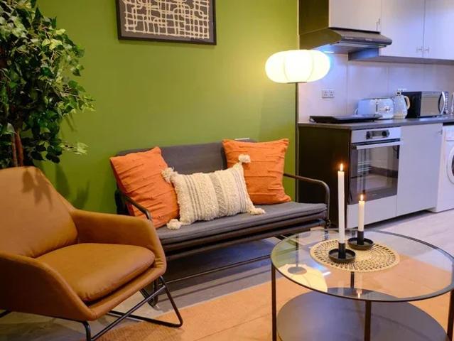 Apartment at Woodstock Road, Greater London