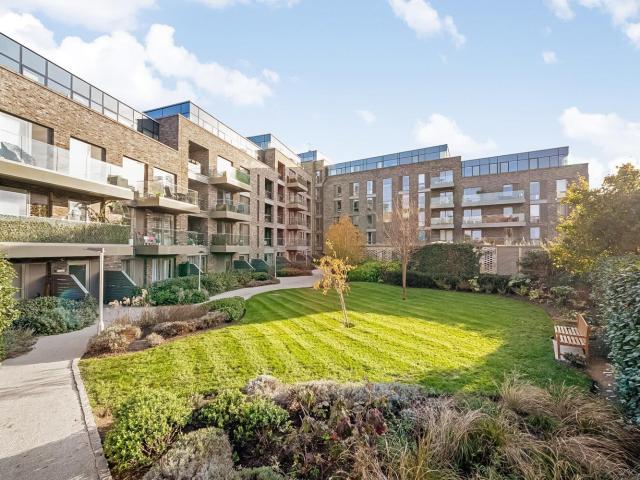 Apartment at Wood's Road, Greater London