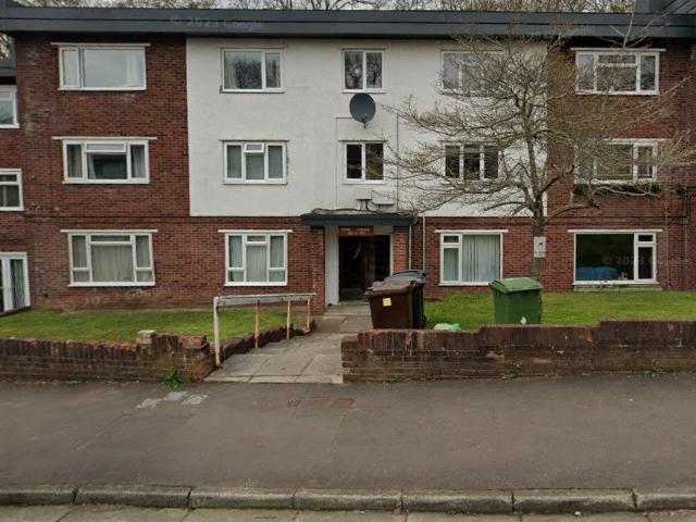 Apartment at Woolaston Avenue, Cardiff