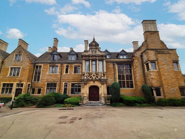 Apartment at Woolstone Close, Northampton
