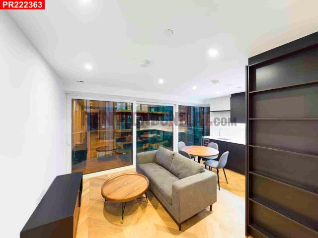 Apartment at Woolwich High Street, Greater London