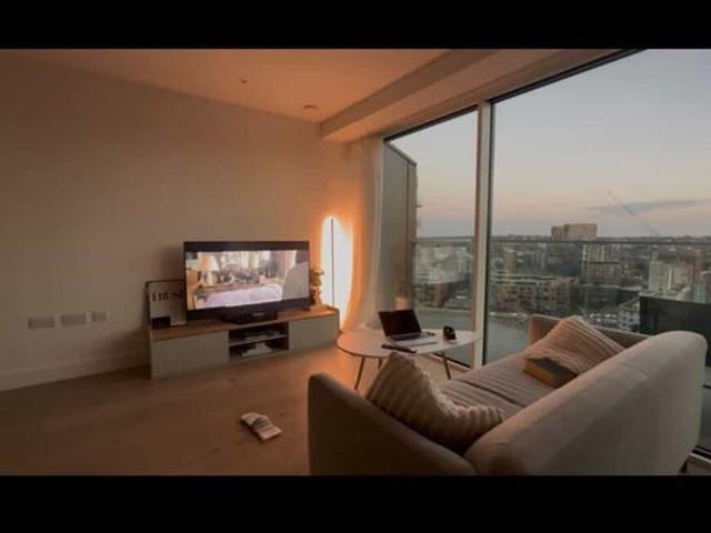 Apartment at Woolwich High Street, Greater London