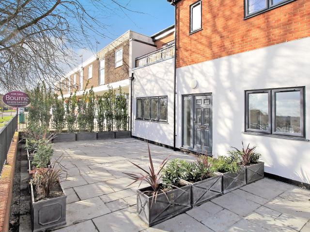 Apartment at Wooteys Way, East Hampshire