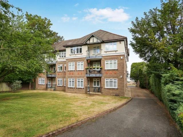 Apartment at Worcester Road, Greater London