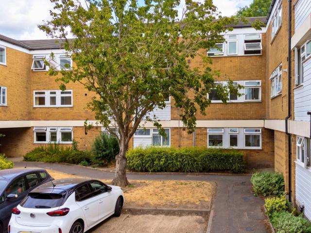 Apartment at Wordsworth, Bracknell