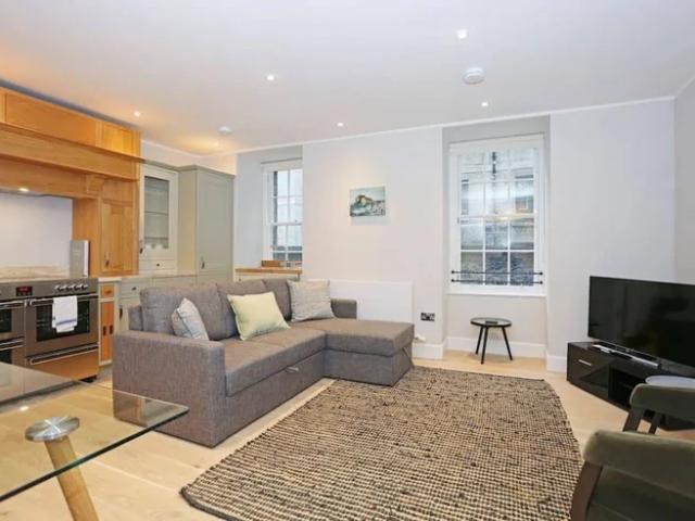 Apartment at World's End Close, City of Edinburgh