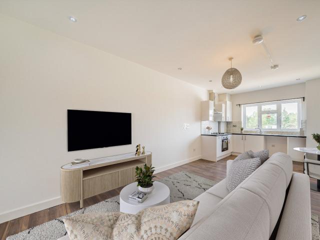 Apartment at Worsley Bridge Road, Greater London