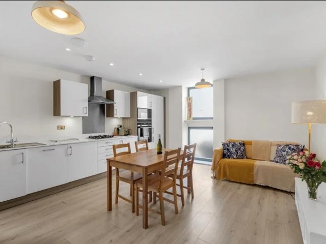 Apartment at Worple Road, Greater London
