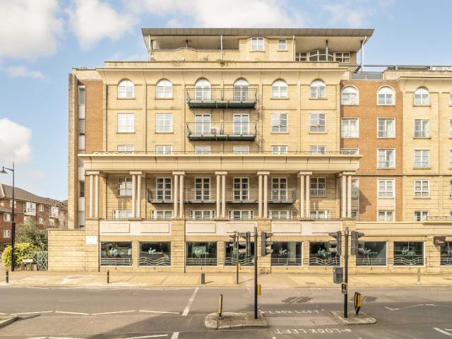 Apartment at Worple Road, Greater London