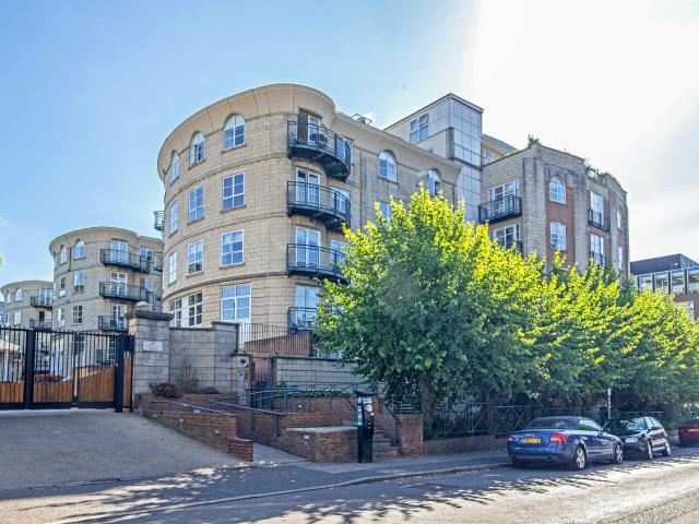 Apartment at Worple Road, Greater London