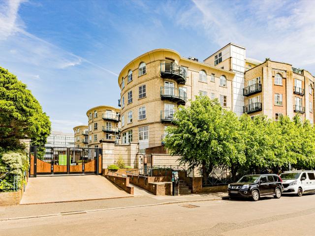 Apartment at Worple Road, Greater London