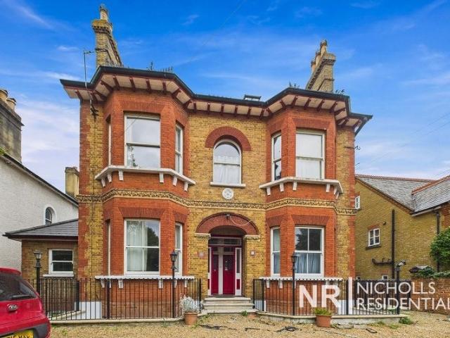 Apartment at Worple Road, Epsom and Ewell