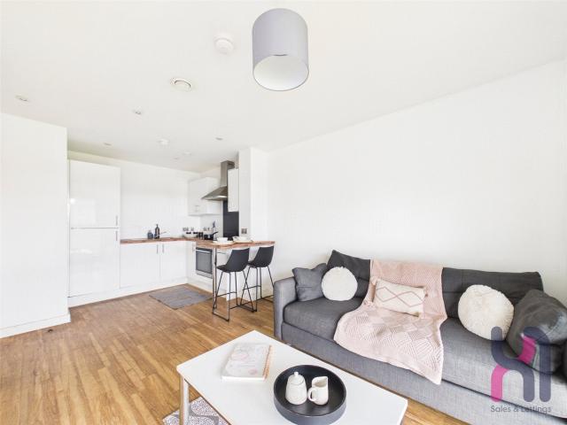 Apartment at Waterways Avenue, Trafford