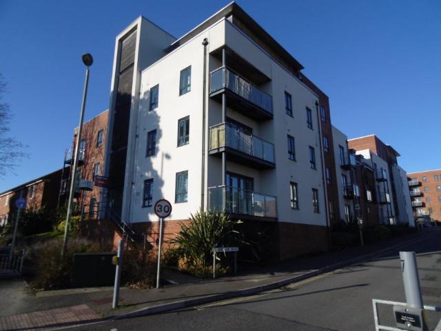 Apartment at Waterworks Road, Basingstoke and Deane
