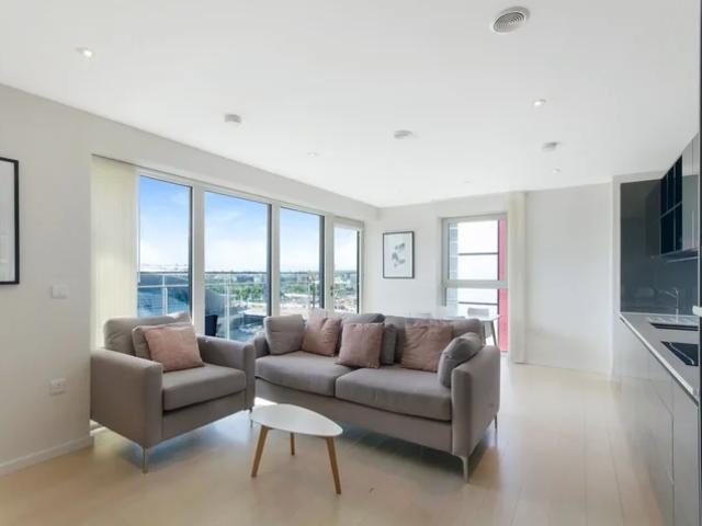 Apartment at Waterden Road, Greater London