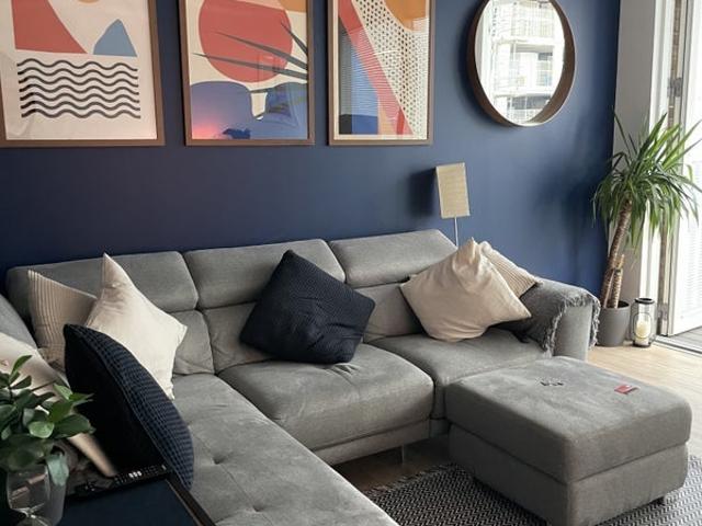 Apartment at Waterline Way, Greater London