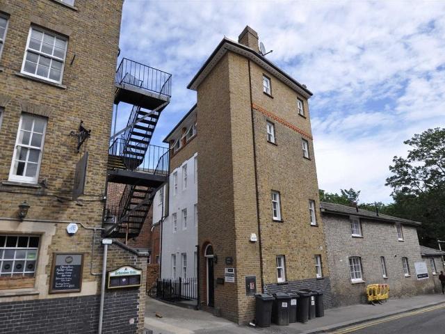 Apartment at Waterloo Lane, Chelmsford
