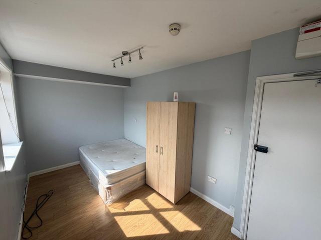 Apartment at Waters Road, Greater London