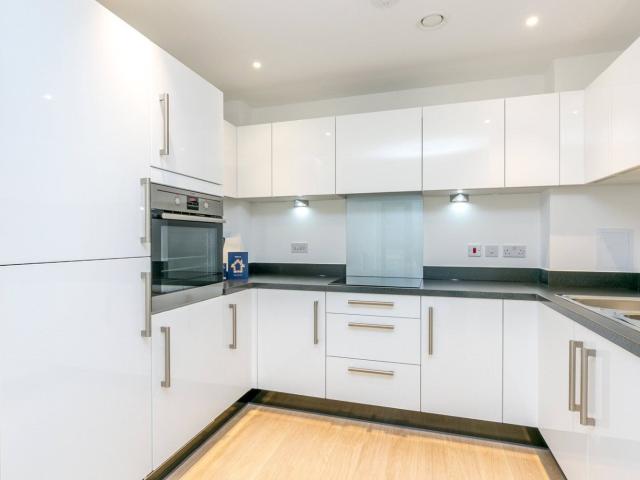 Apartment at Waterside Way, Greater London