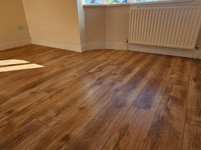 Apartment at Watford Way, Greater London