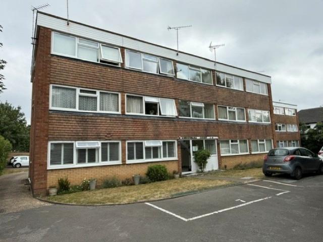 Apartment at Watford Road, Three Rivers