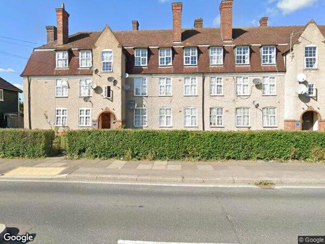 Apartment at Watling Avenue, Greater London