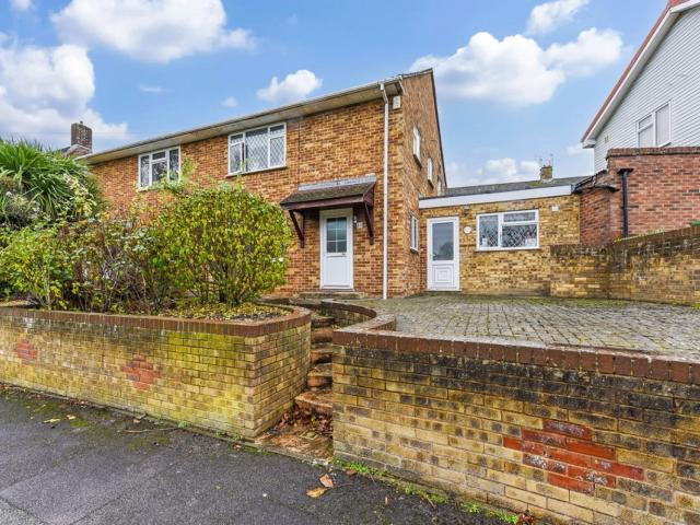 Apartment at Wavell Way, Winchester