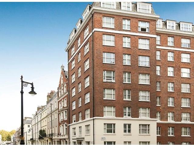 Apartment at Waverton Street, City of Westminster