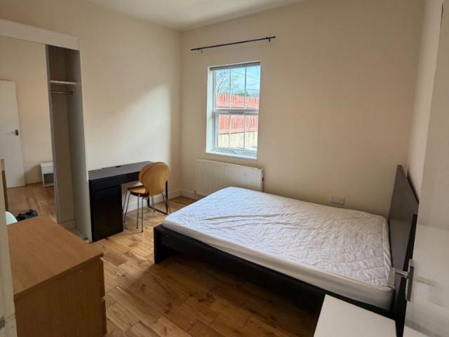 Apartment at Waverley Street, Nottingham