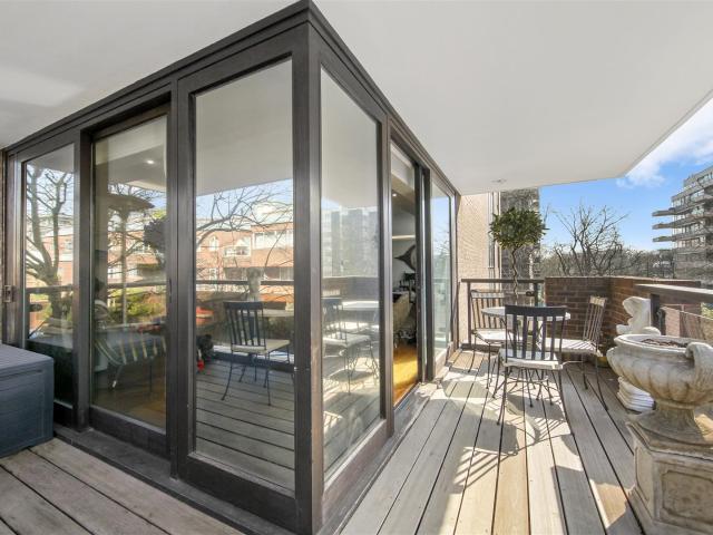 Apartment at Waverley Place, City of Westminster