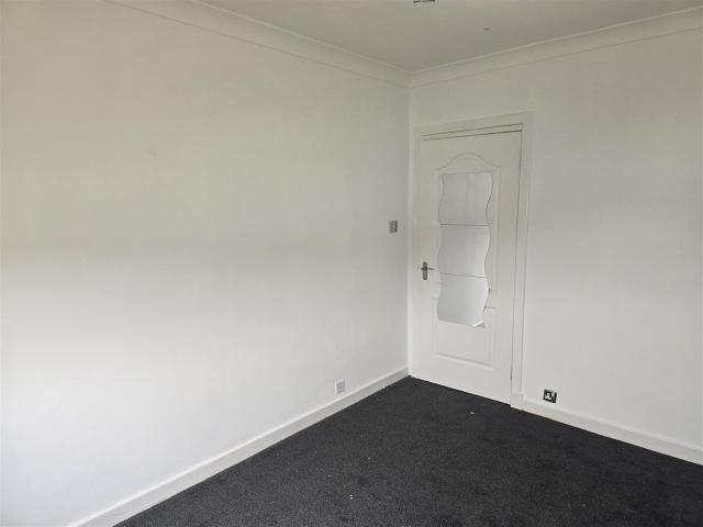 Apartment at Waverly Street, Airdrie