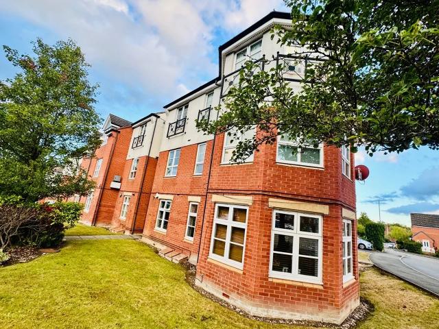 Apartment at Wavers Marston, Metropolitan Borough of Solihull