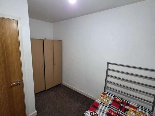 Apartment at Waxlow Way, Greater London