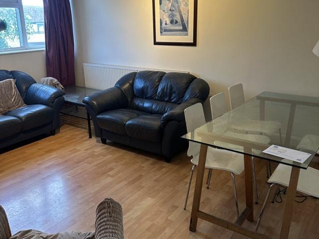 Apartment at Wayford Street, Greater London