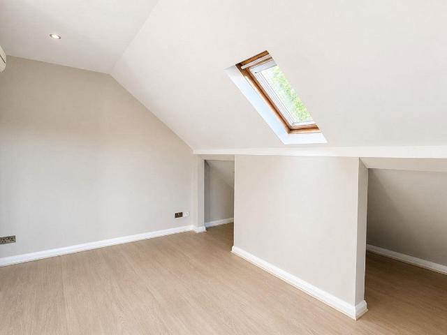 Apartment at Waddon New Road, Greater London