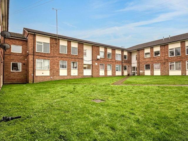 Apartment at Waiblingen Way, Devizes