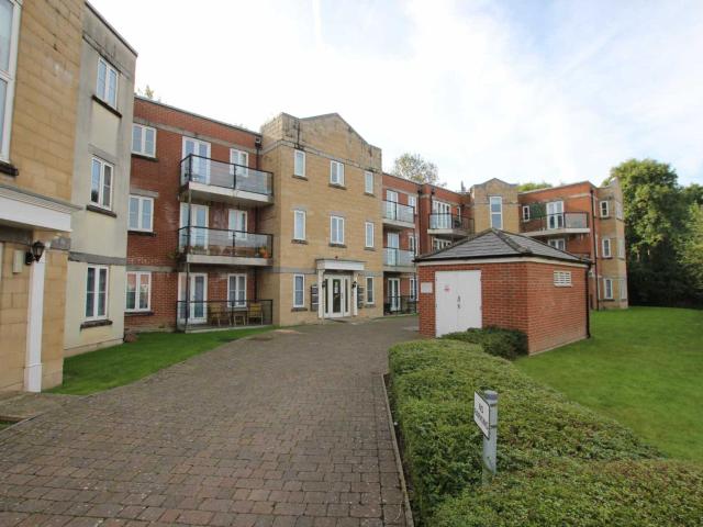 Apartment at Wakehurst Gardens, Weston super Mare