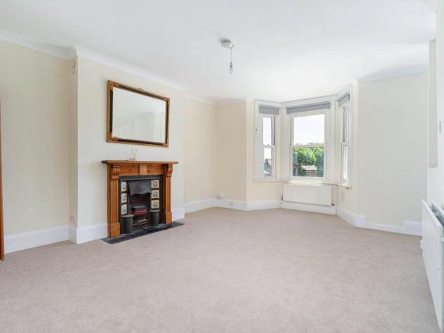 Apartment at Waldram Park Road, Greater London