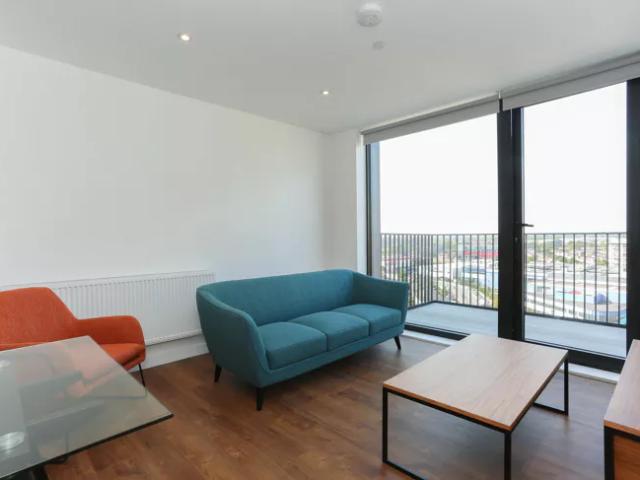 Apartment at Wales Farm Road, Greater London