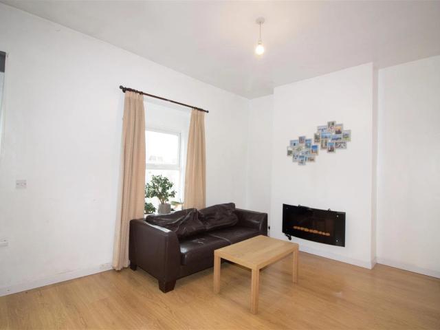 Apartment at Walker Road, Cardiff