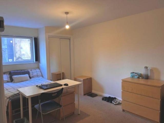 Apartment at Wallace Street, Glasgow