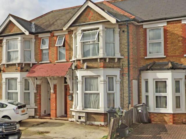 Apartment at Wallington Road, Greater London