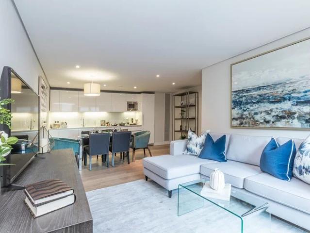 Apartment at Walm Lane, Greater London